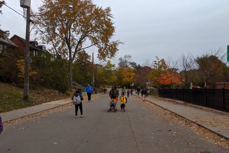 School Streets Guidebook - 8 80 Cities